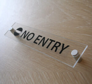 Acrylic Signs - Texas Signs Inc.